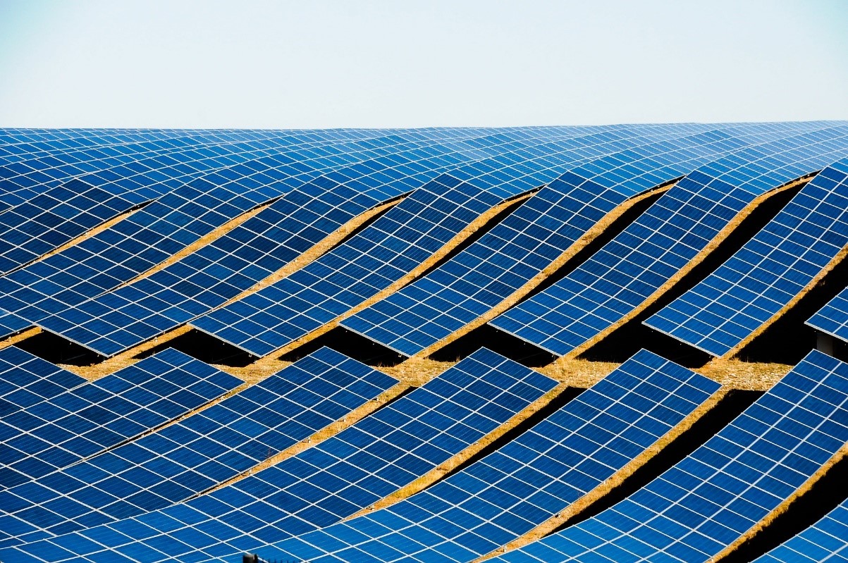 Thin Film Solar Panels - BatteryLUX